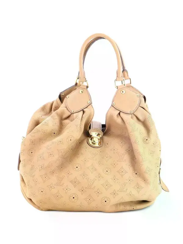 LOUIS VUITTON Xl Mahina Leather Hobo Bag - Neutrals