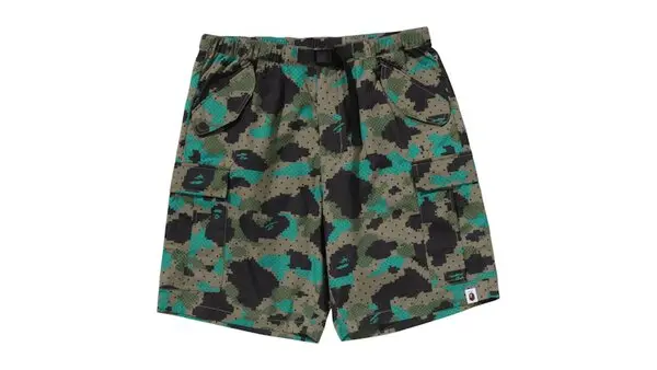 A BATHING APE By Kazuki Kuraishi Camo Belted Cargo Shorts - Green