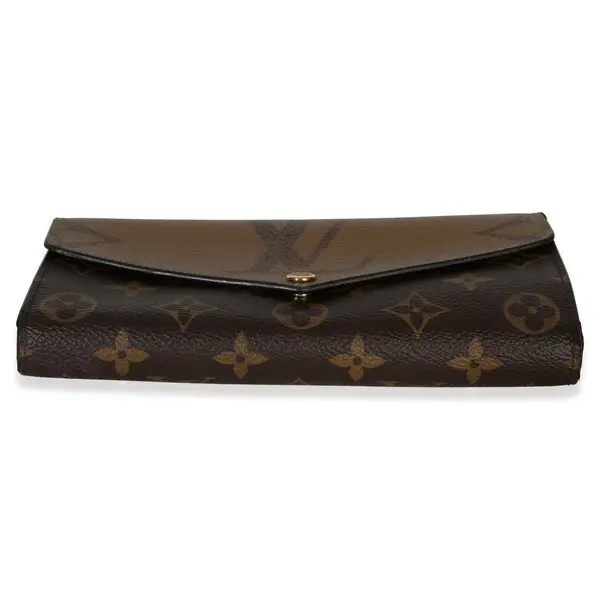 LOUIS VUITTON Reverse Monogram Giant Canvas Sarah Wallet - Brown