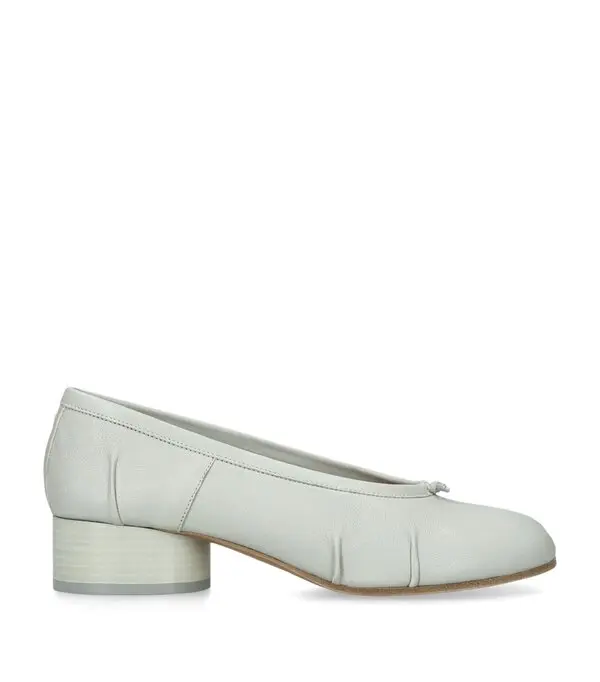 MAISON MARGIELA Leather Tabi Ballerina Pumps - Beige