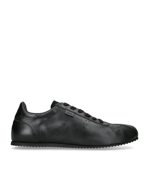 AMI Paris Leather Low-top Sneakers