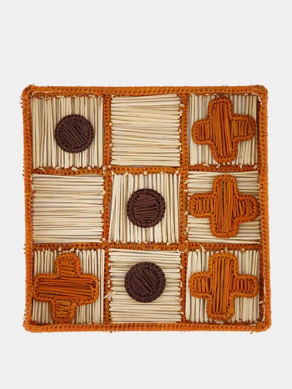 CORO CORA Iraca Palm Tic Tac Toe Board Game - Brown