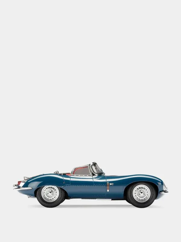 AMALGAM Jaguar Xkss Roadster Scale Model - Blue