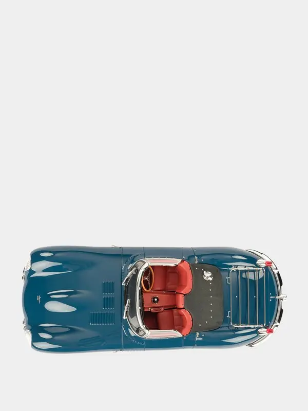 AMALGAM Jaguar Xkss Roadster Scale Model