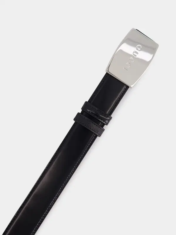 Gucci Calfskin Belt With Engraved Buckle