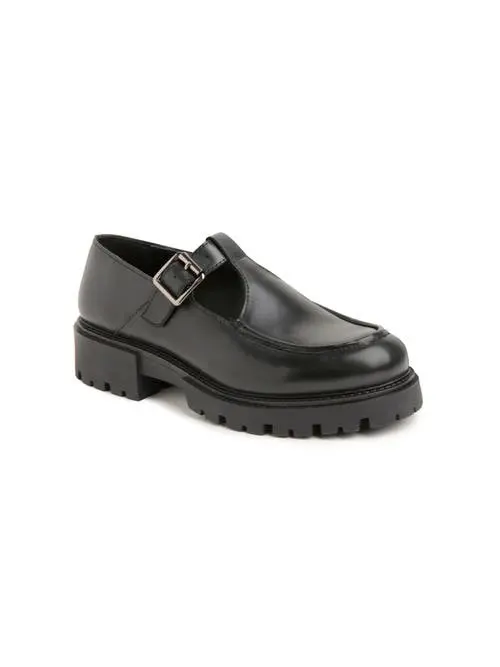CELTIC & CO. Chunky T-bar Loafer - Black