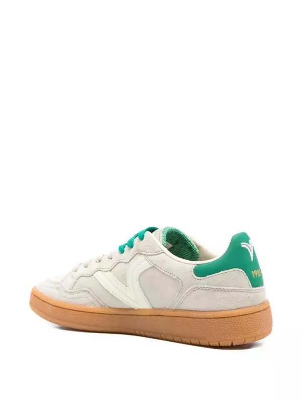 Victoria Beckham Leather Low Top Sneakers - Grey