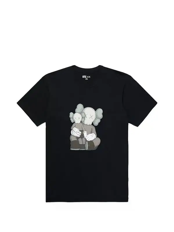 KAWS X Uniqlo Ut T-shirt