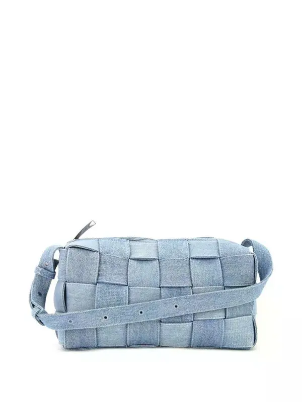 Bottega Veneta Cassette Maxi Intrecciato Denim Shoulder Bag - Blue