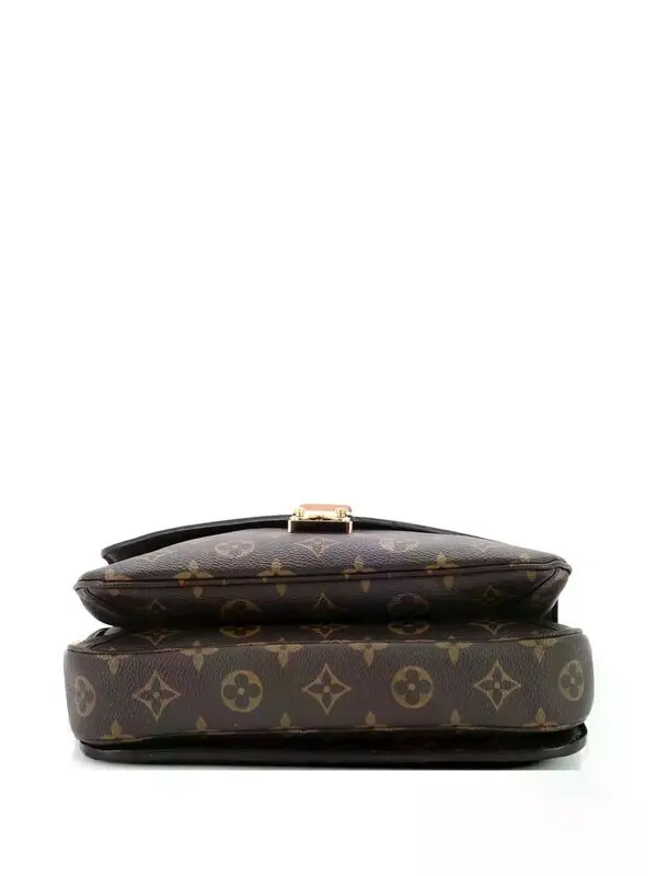 LOUIS VUITTON Pochette Metis Monogram Canvas Crossbody Bag - Brown