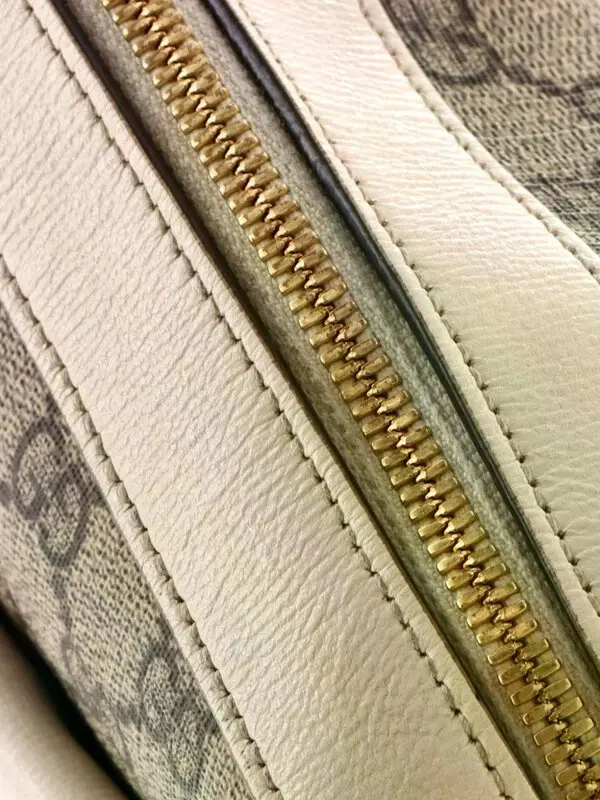 Gucci Horsebit 1955 Flap Pocket Camera Bag - Neutrals
