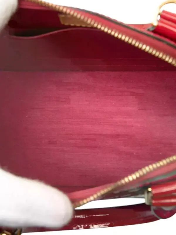 LOUIS VUITTON 2014 Monogram Vernis Alma Bb Satchel - Red