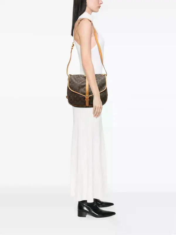 LOUIS VUITTON 1995 Monogram Saumur 35 Crossbody Bag