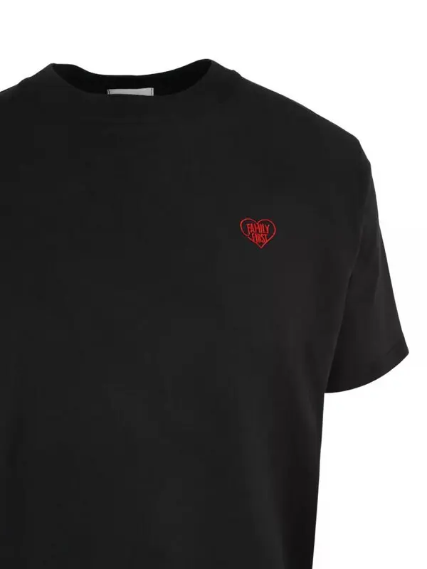 FAMILY FIRST Crew-neck Embroidery T-shirt - Black