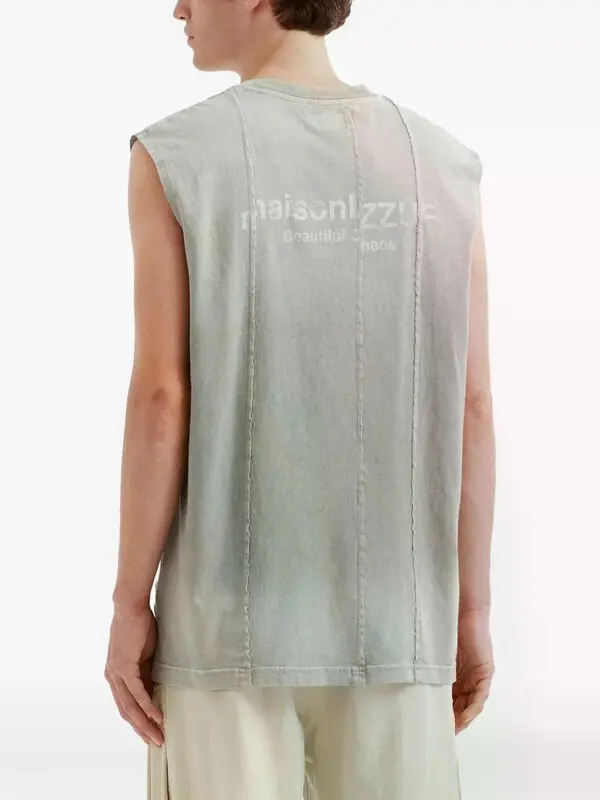 Izzue Sleeveless T-shirt