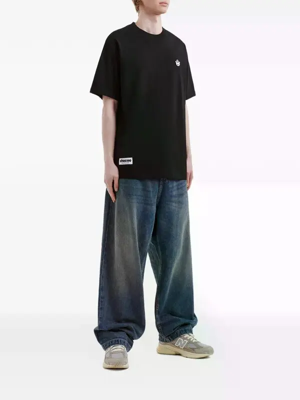 CHOCOOLATE Embroidered Bear-patch T-shirt - Black