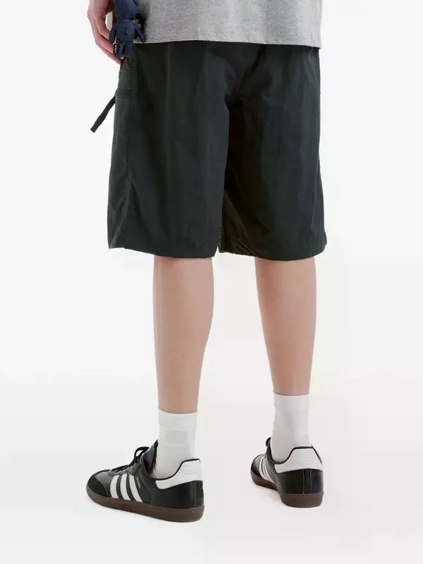 FINGERCROXX Zip Pocket Cargo Shorts