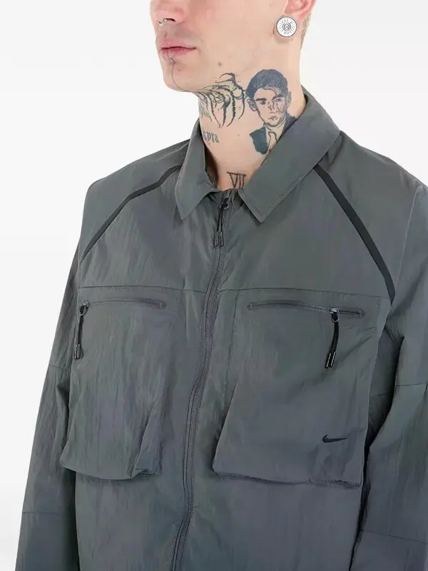 Nike Long-sleeved Utility Shirt