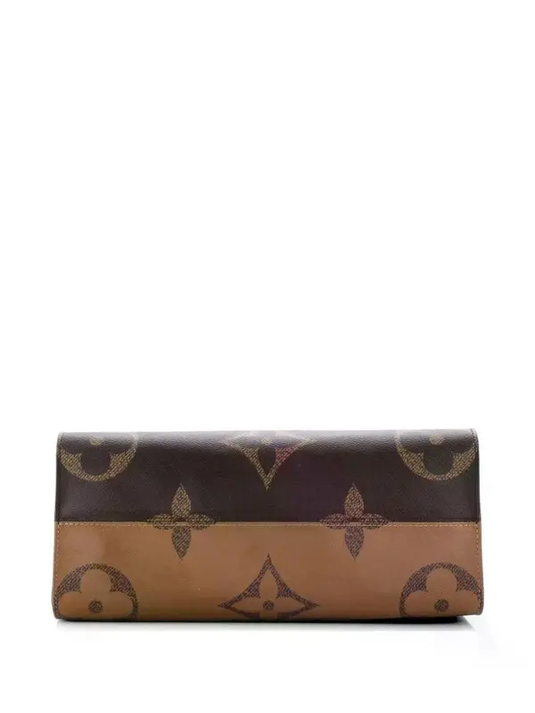 LOUIS VUITTON Onthego Monogram Giant Mm Tote Bag - Brown