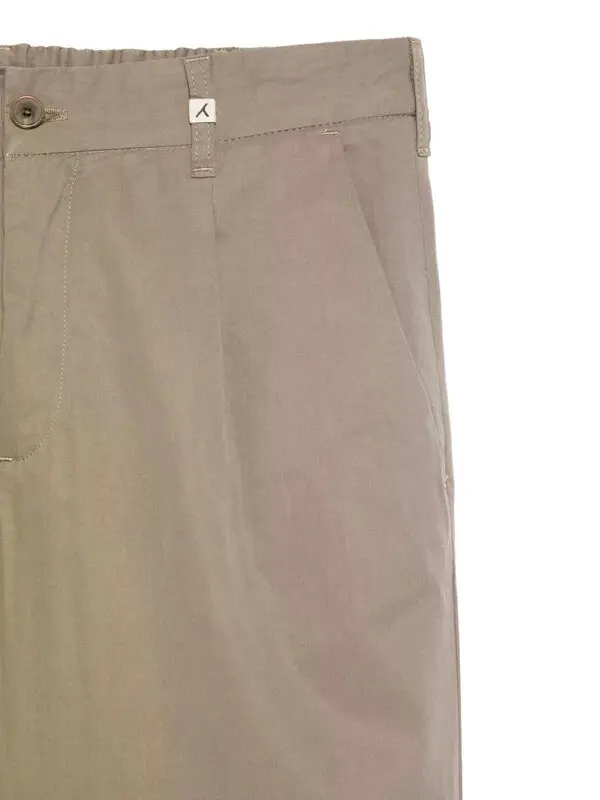 MYTHS Pleated Trousers