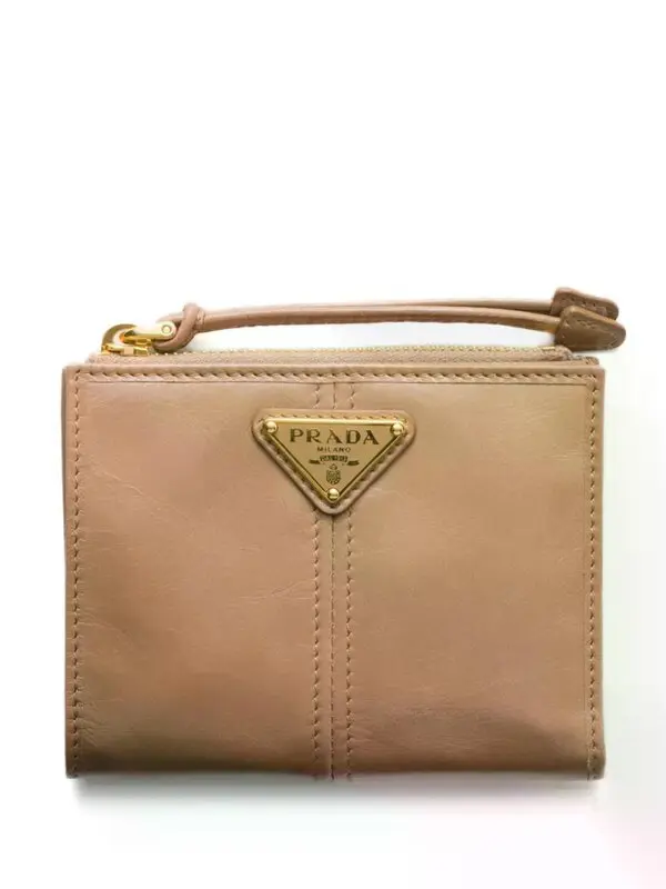 Prada Small Leather Wallet - Neutrals