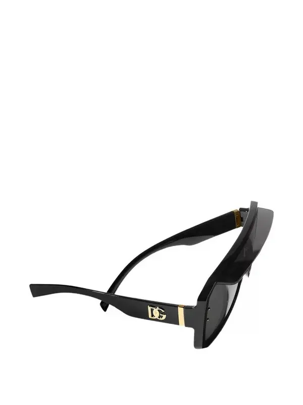 Dolce & Gabbana Geometric Frame Sunglasses With Logo Plaque