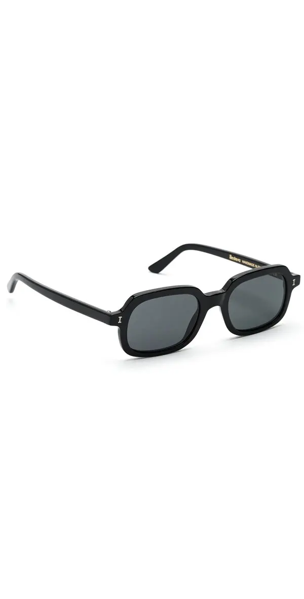 Illesteva Berlin Sunglasses - Black