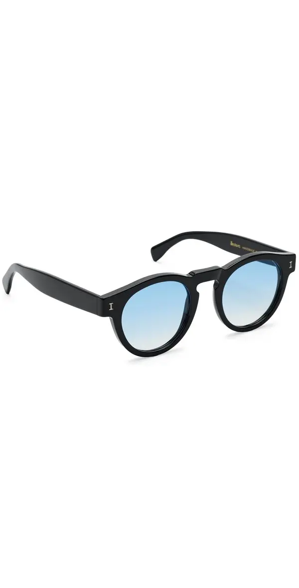 Illesteva Leonard Sunglass - Black W/ Blue Gradient
