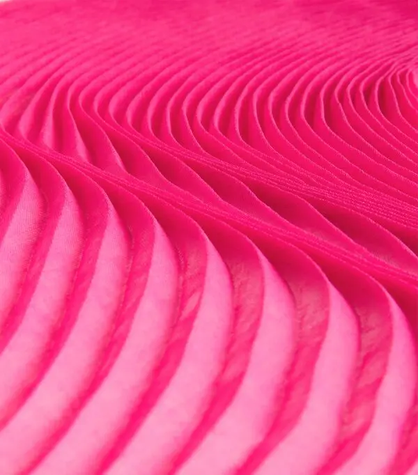 Issey Miyake Feather Pleats Stole - Pink