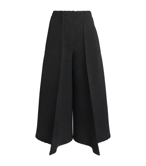 Issey Miyake Plaster Pleats Cropped Trousers - Black