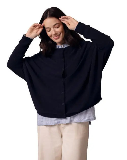 CELTIC & CO. Fine Knit Merino Cardigan