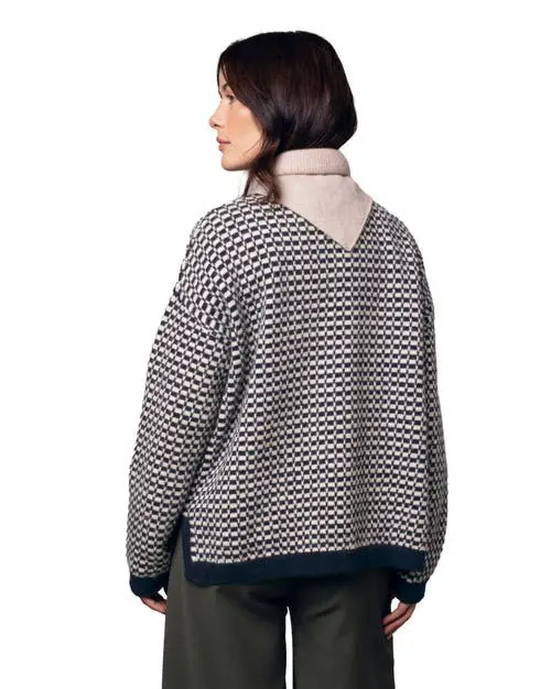 CELTIC & CO. Micro Check Funnel Neck Sweater