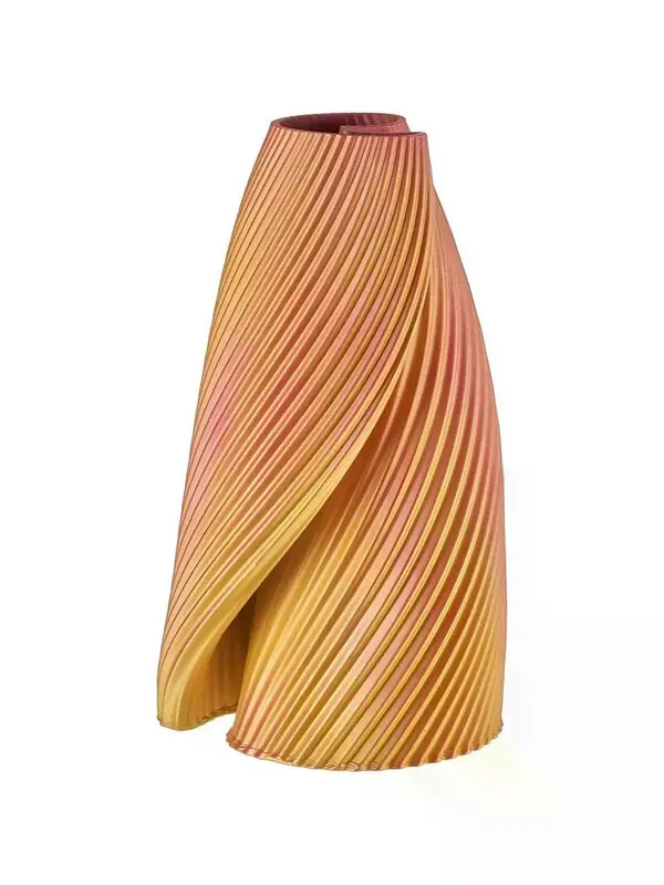 L'OCA NERA Pleated Twisted Vase