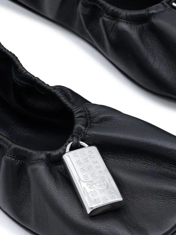 MAISON MARGIELA Anatomic Tabi Leather Ballet Flats