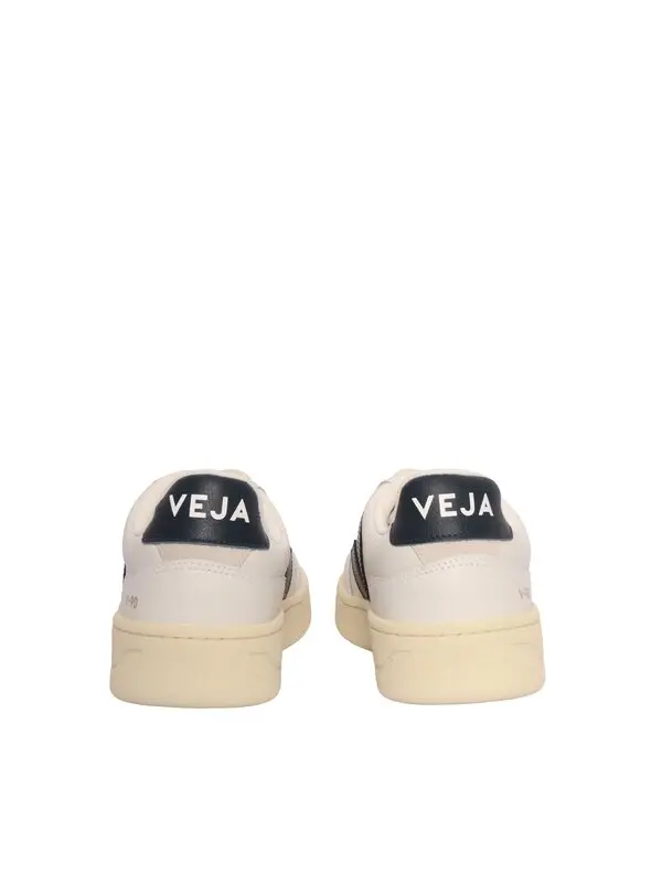 VEJA V-90 O.t. Leath Ex Sneakers