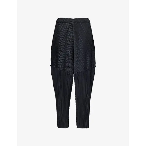 Issey Miyake Pleated Tapered Trousers - Black