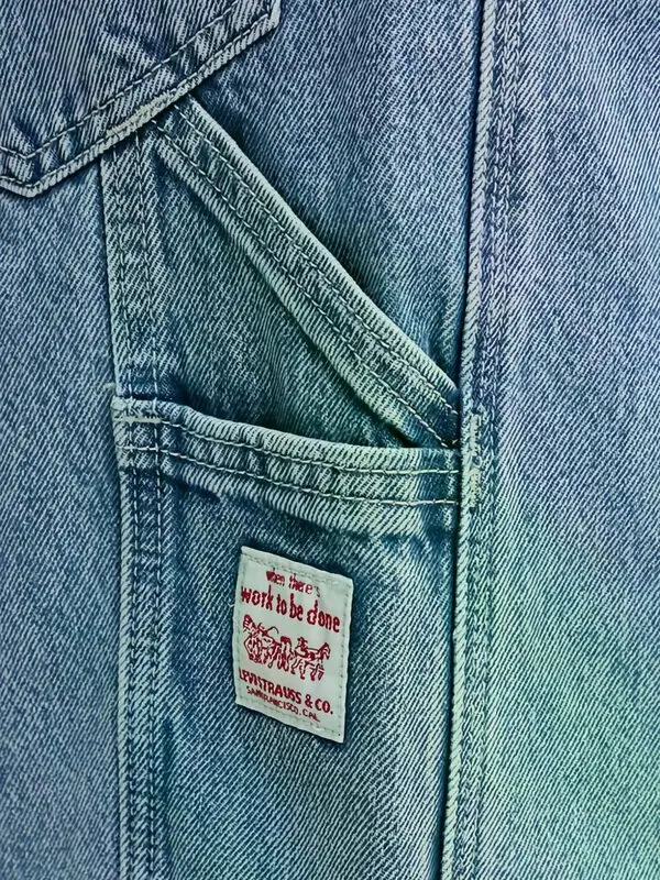 LEVI'S Knee Length Shorts