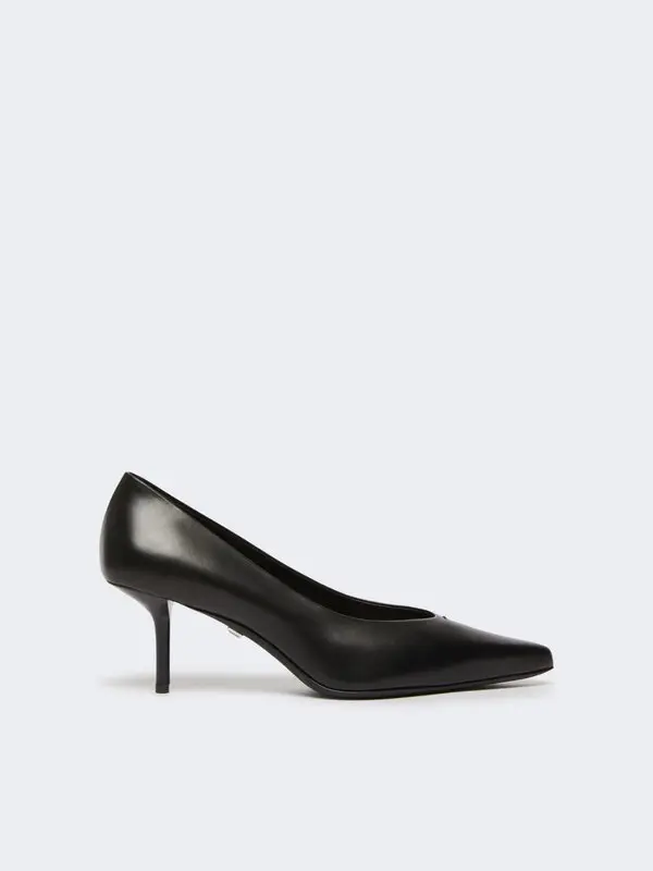 Max Mara Smooth Leather Court Shoes - Black