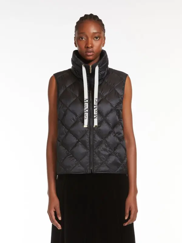 Max Mara Diamond-patterned Padded Gilet - Black
