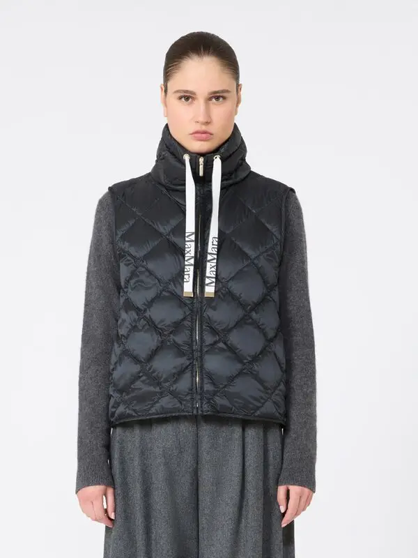 Max Mara Diamond-patterned Padded Gilet - Black