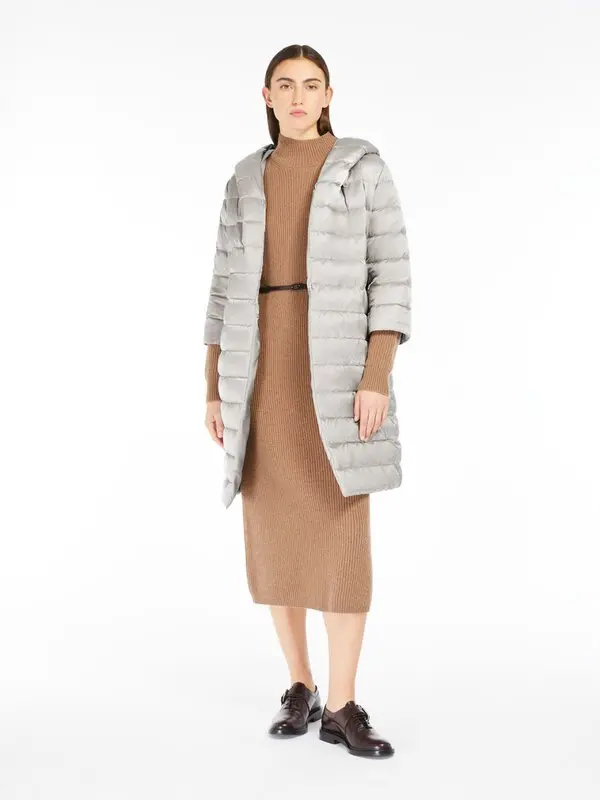Max Mara Reversible Down Jacket - Sand