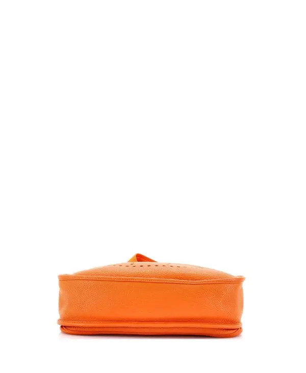Hermès Gm Evelyne Bag Gen Iii Clemence - Orange