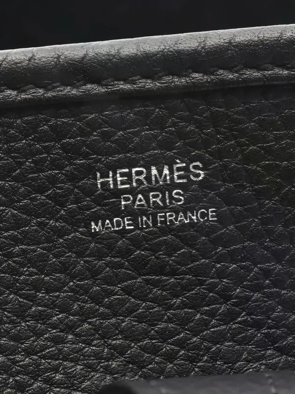 Hermès 2022 Pm Evelyne Iii Leather Shoulder Bag - Black