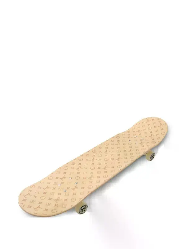 LOUIS VUITTON 2021 Monogram-pattern Skateboard