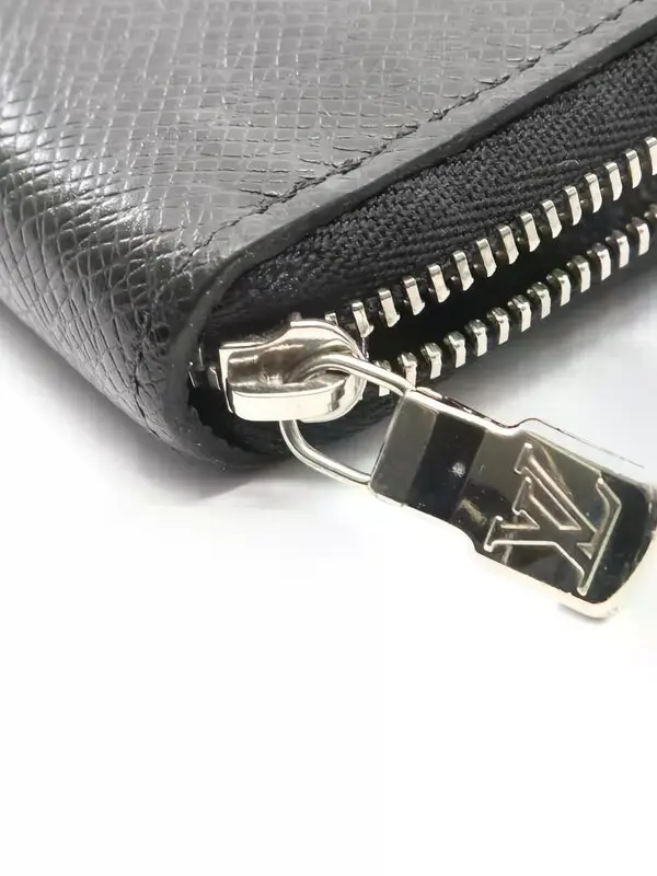LOUIS VUITTON 2021 Ardoise Textured Leather Coin Purse - Black