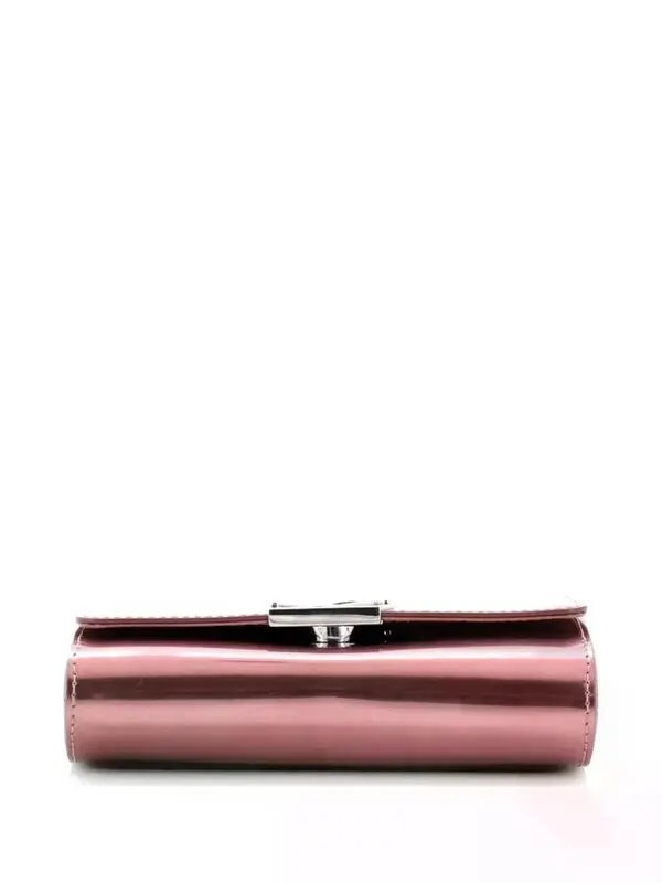 LOUIS VUITTON Chain Louise Patent Gm Clutch Bag - Pink
