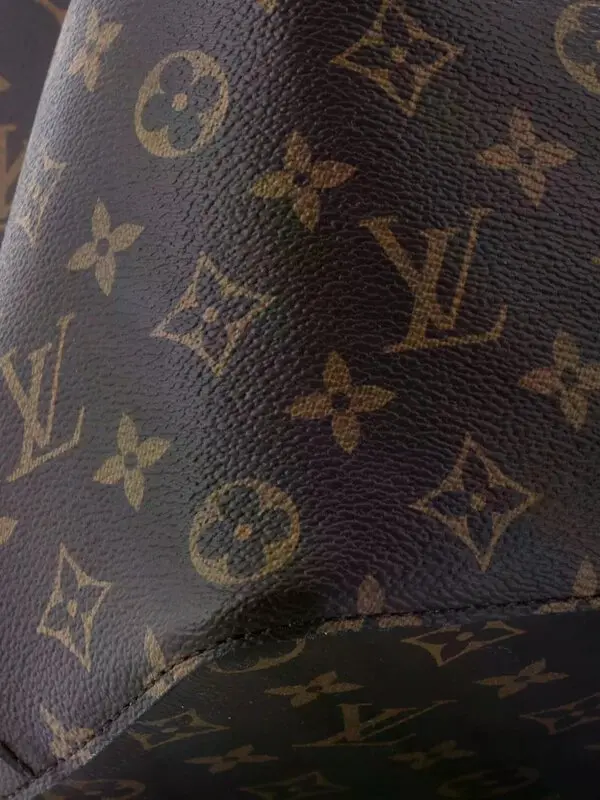 LOUIS VUITTON Neonoe Mm Bucket Bag Monogram Canvas