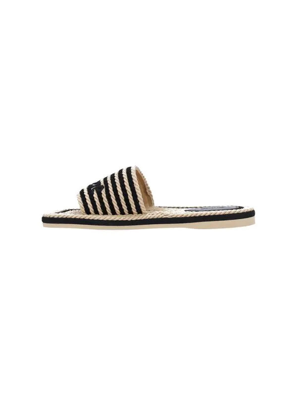 Chloé Logo Sandals - Black