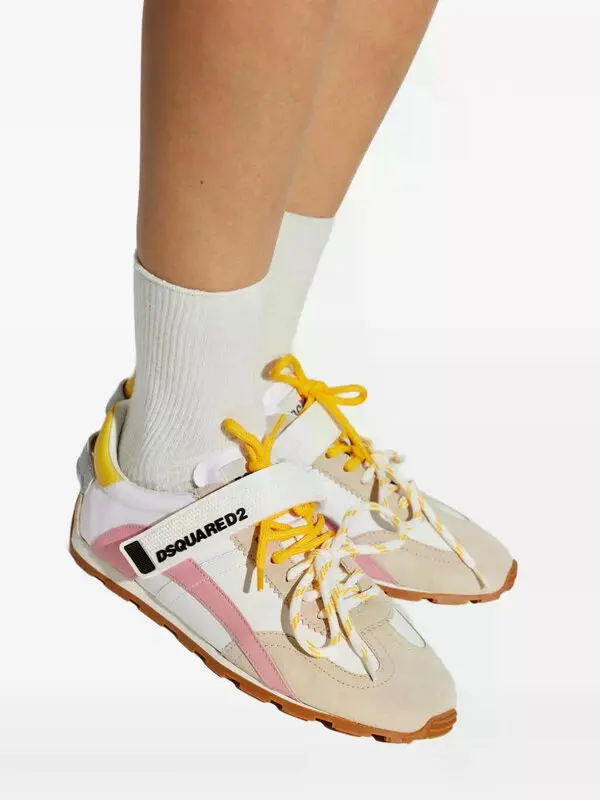 Dsquared2 Dc-642 Sneakers - White