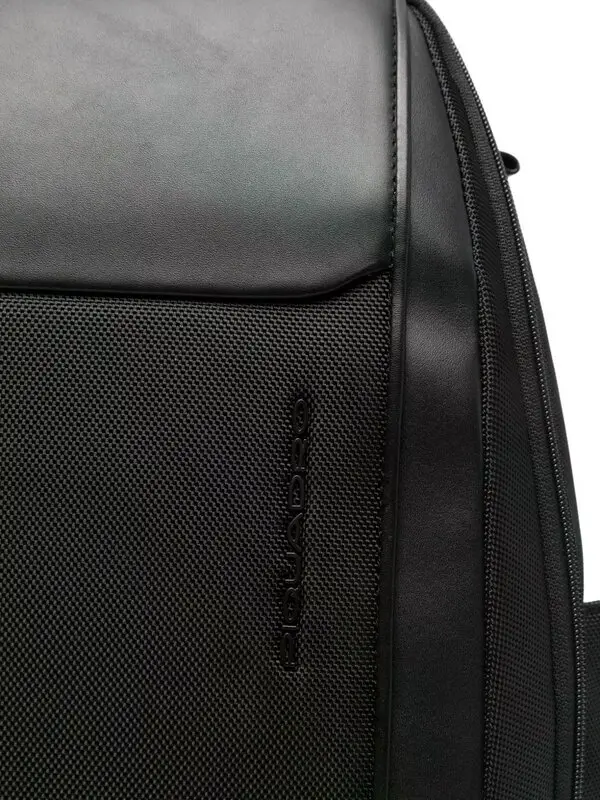 PIQUADRO Zip Backpack - Black